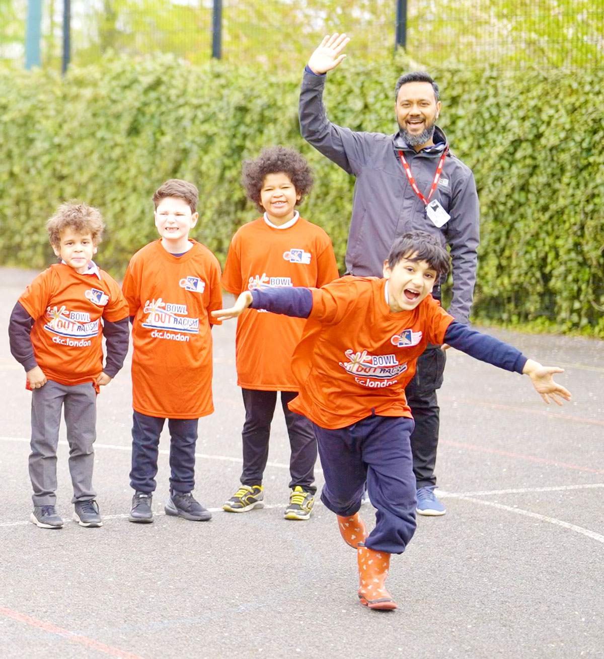 Teams Not Gangs - Capital Kids Cricket